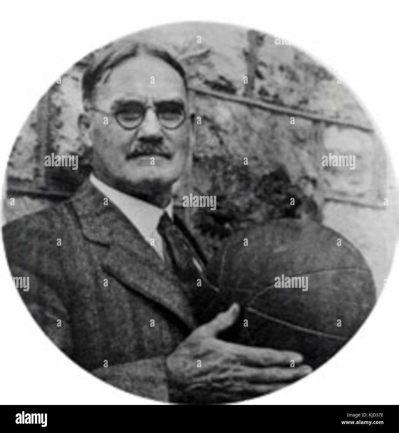 James Naismith Basketball High Resolution Stock Photography and Images ...