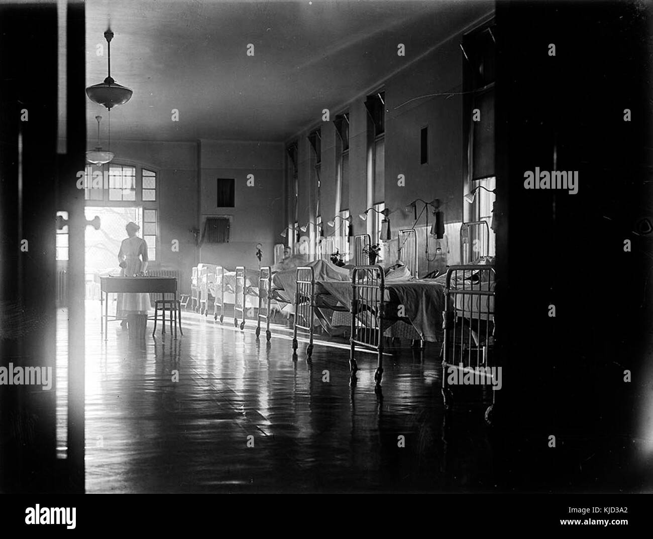 1910s nurse hi-res stock photography and images - Alamy