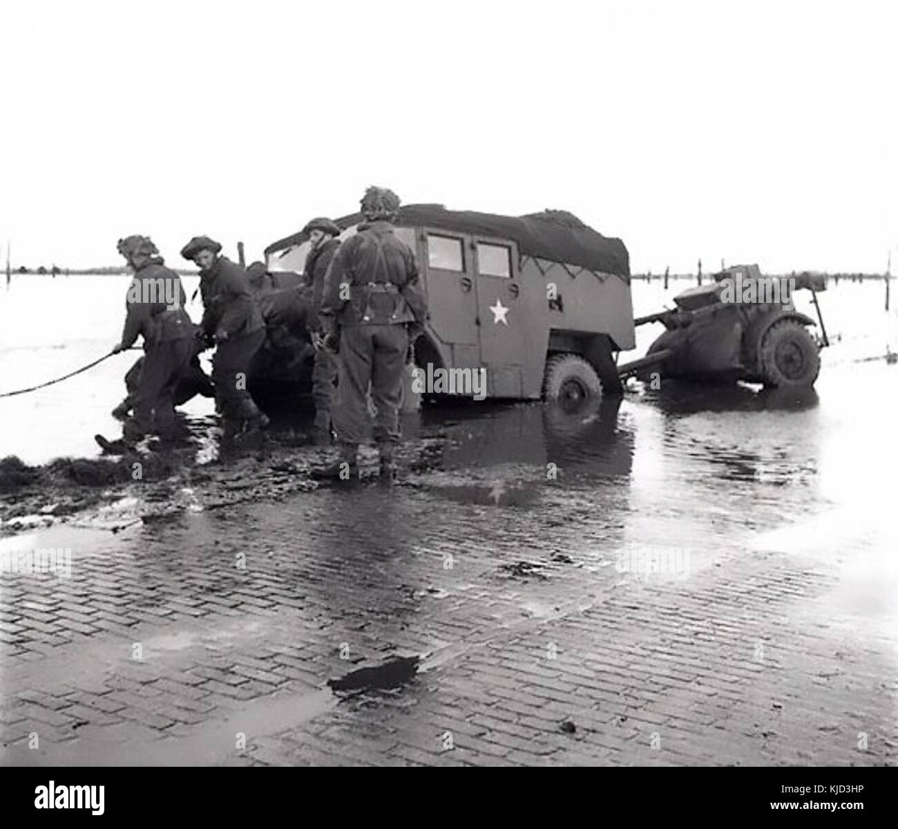 Skidded off hi-res stock photography and images - Alamy