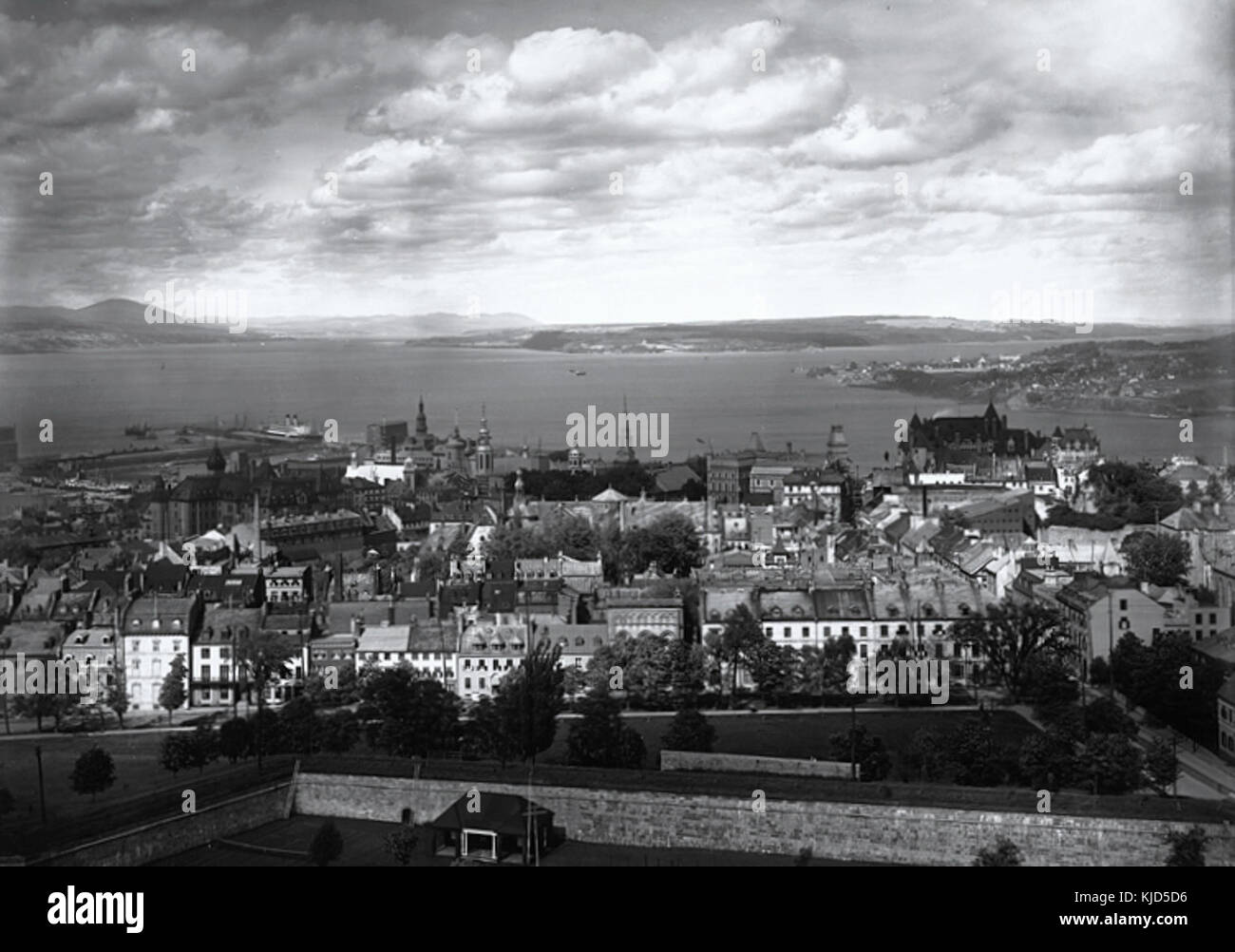 Quebec From Parliament Buildings 1908 Stock Photo - Alamy