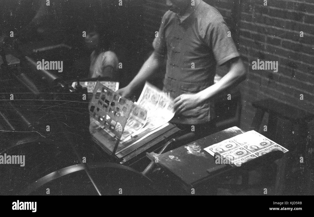 Money creation Black and White Stock Photos & Images - Alamy