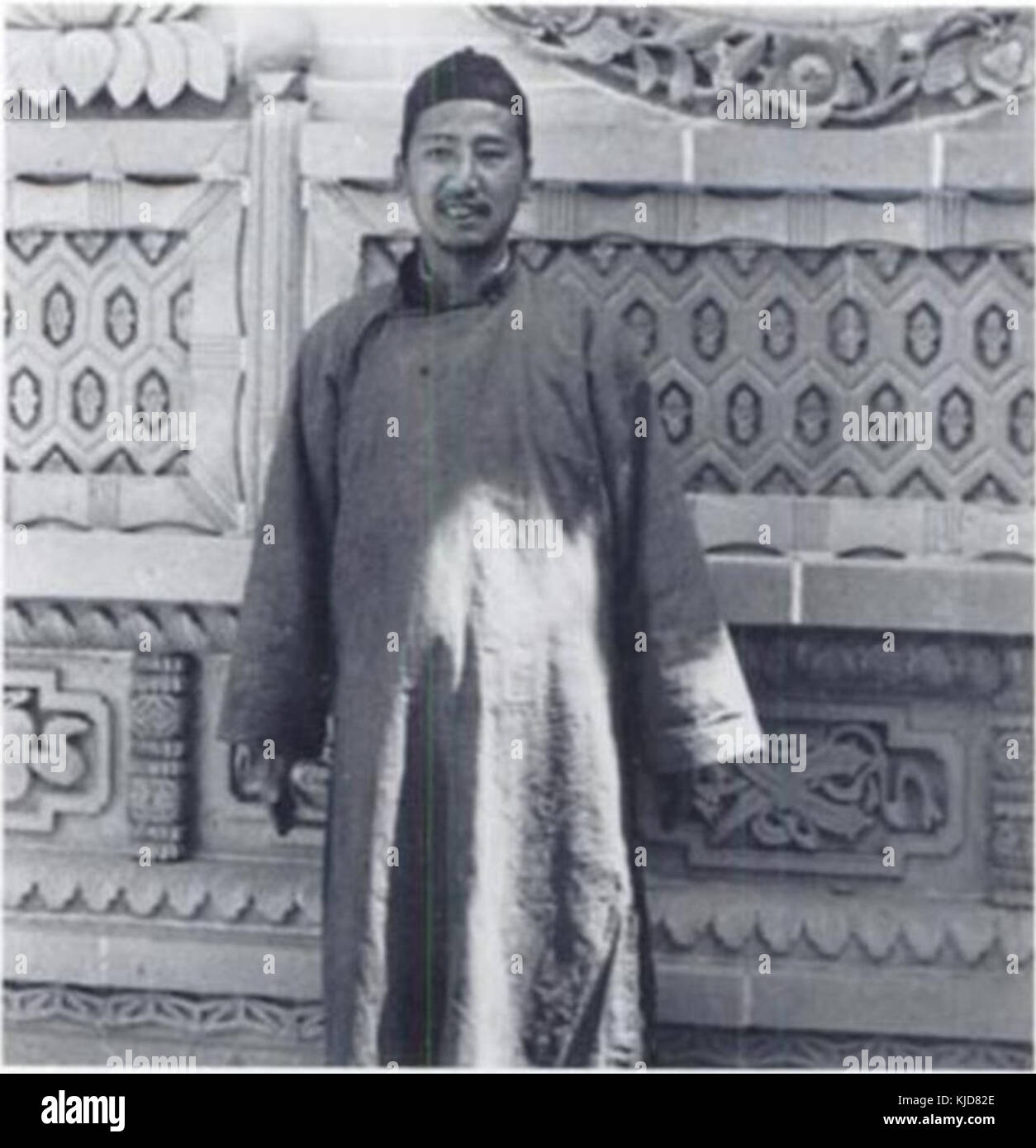 A Yunnan Muslim on pilgrimage to Gansu Stock Photo - Alamy