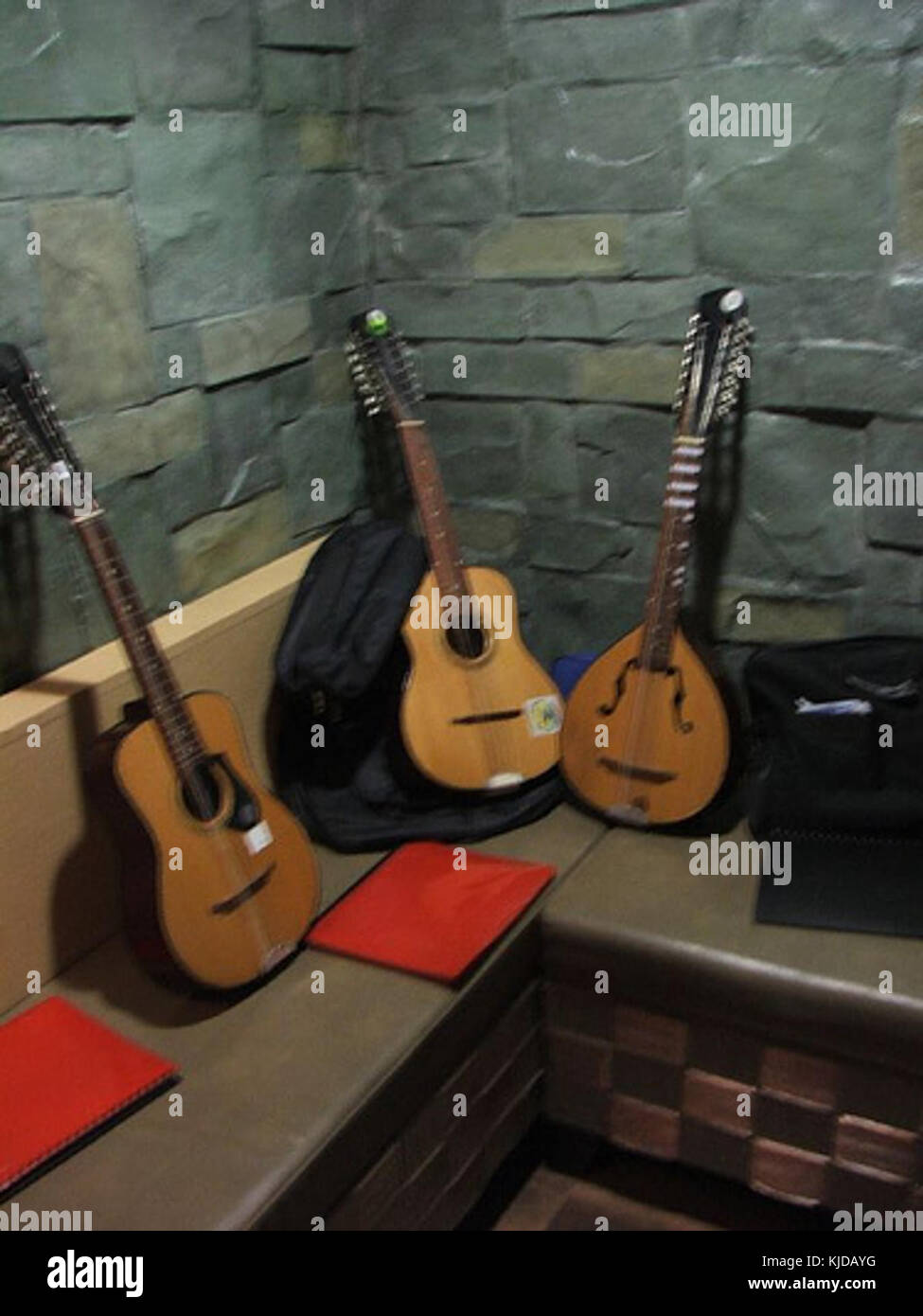 Rondalla hi-res stock photography and images - Alamy