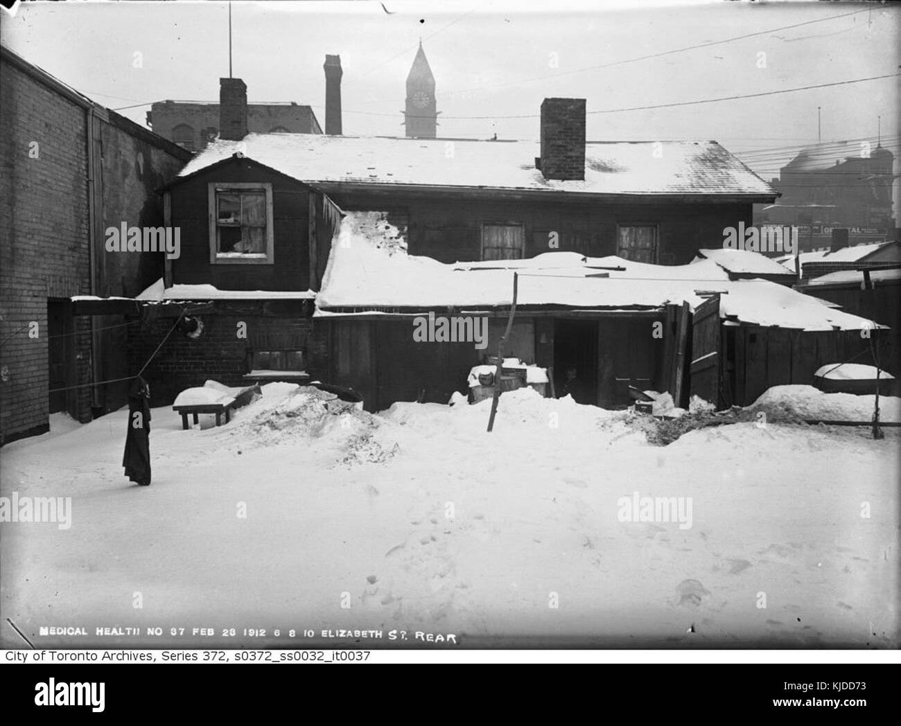 Houses in street old Black and White Stock Photos & Images - Alamy