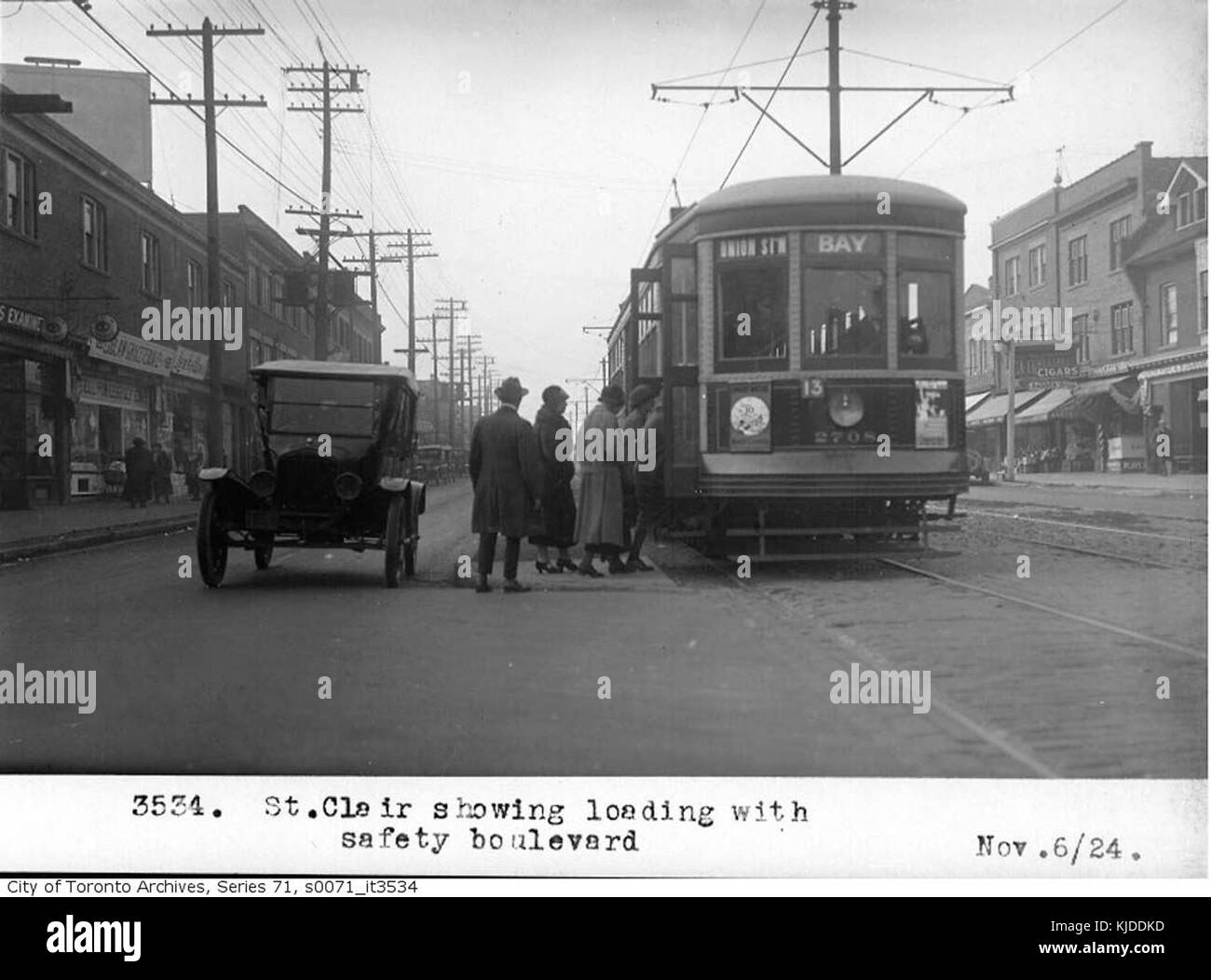 Peter Witt Streetcar Black and White Stock Photos & Images - Alamy