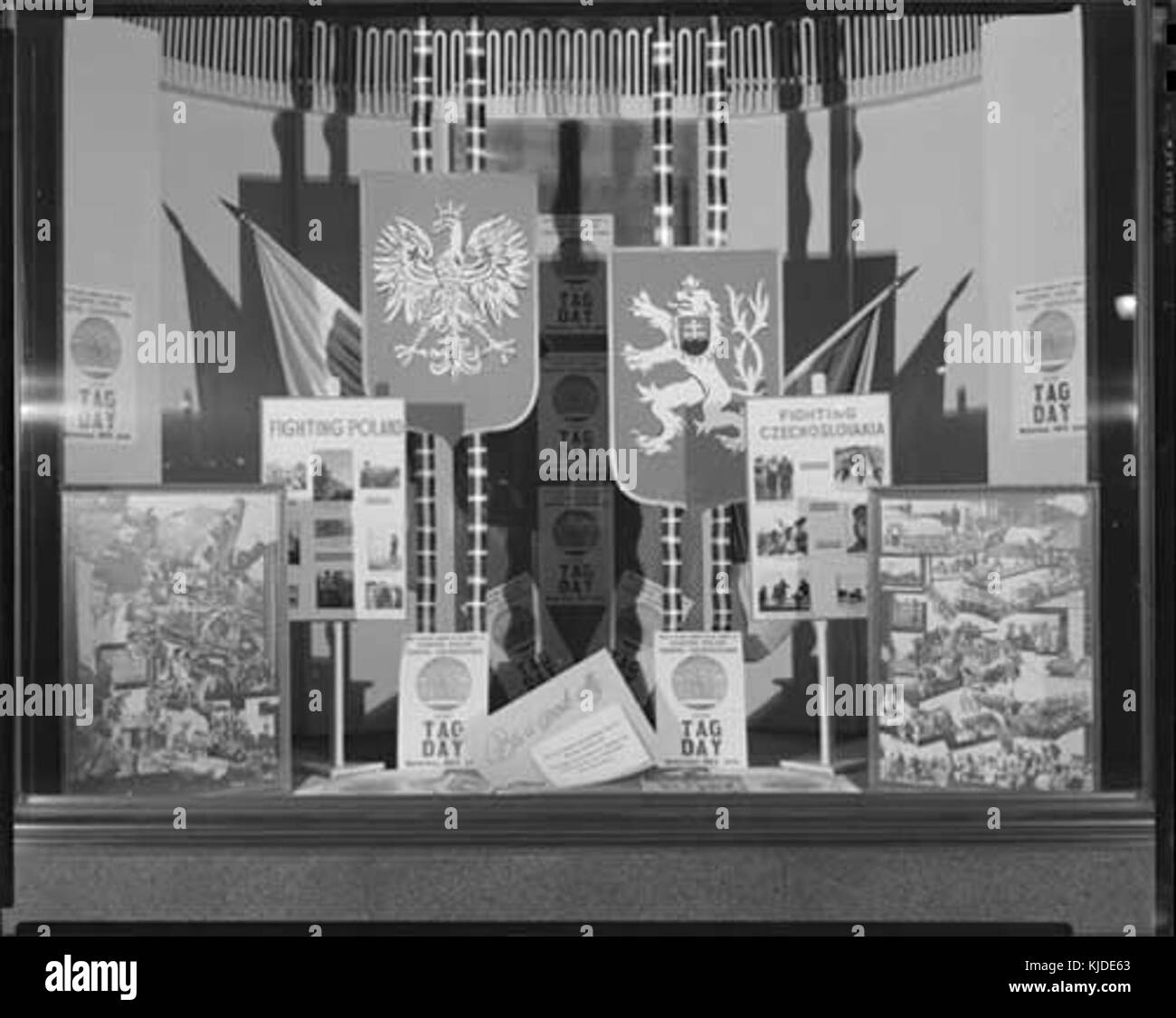 War time department store window display Stock Photo - Alamy