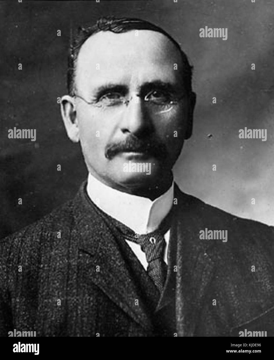 William cushing hi-res stock photography and images - Alamy