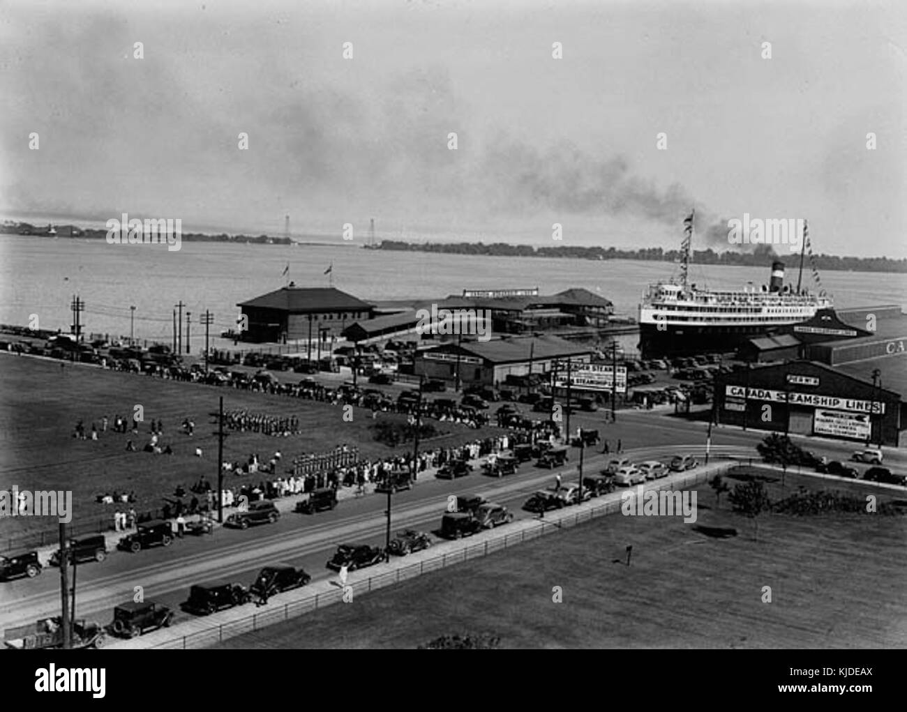 SS Noronic moored in Toronto in 1937 Stock Photo - Alamy