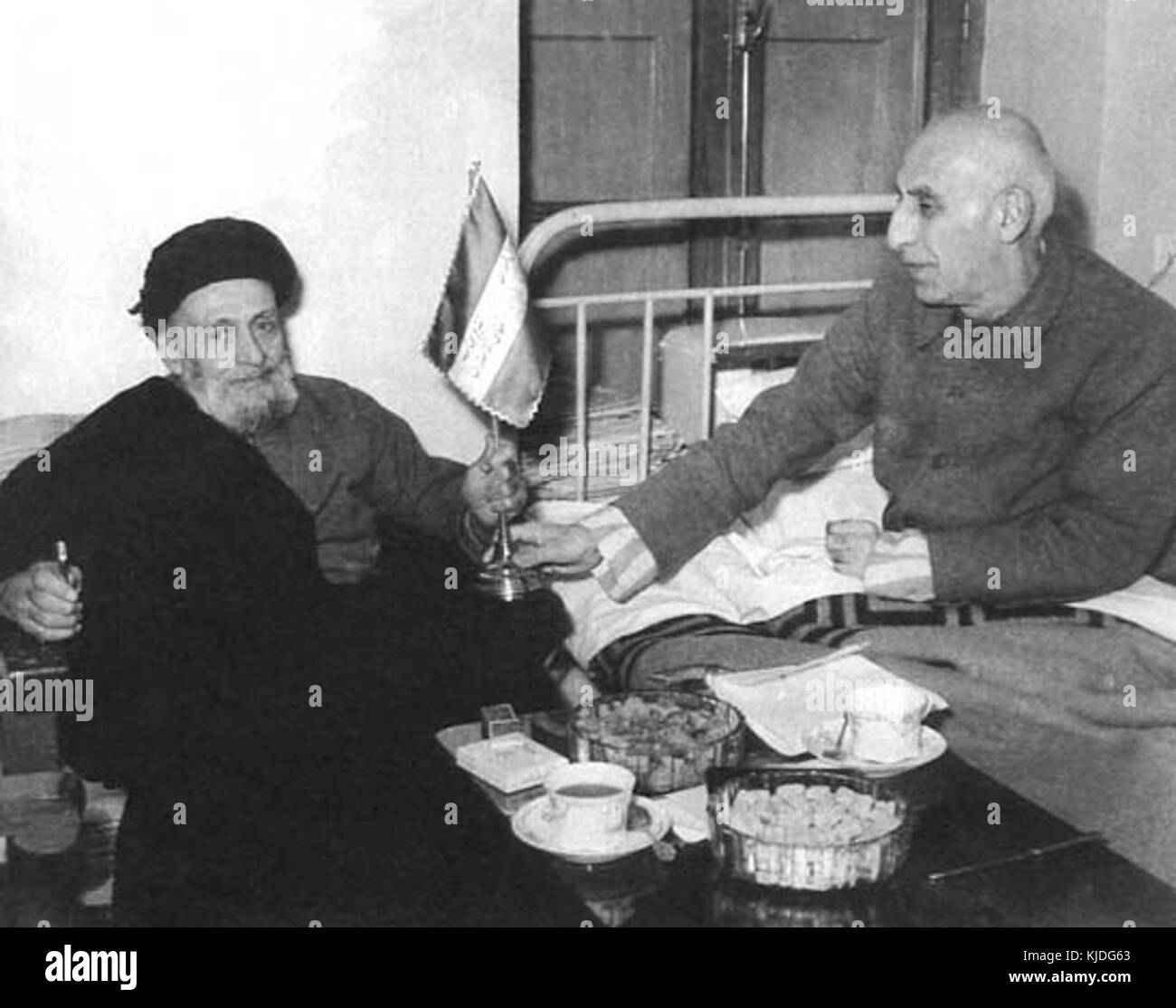 Mosaddegh hi-res stock photography and images - Alamy