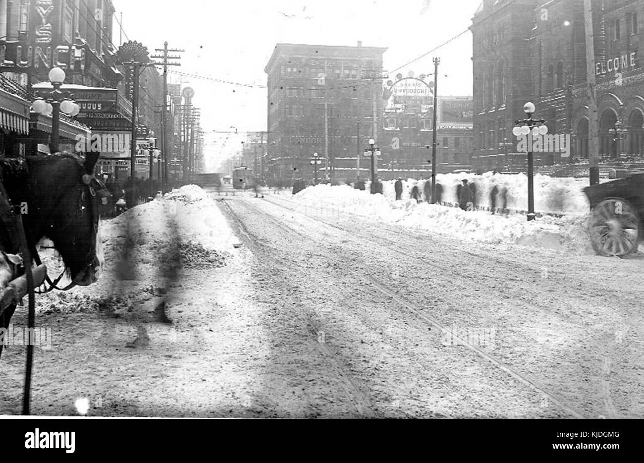 Bay street Black and White Stock Photos & Images - Alamy