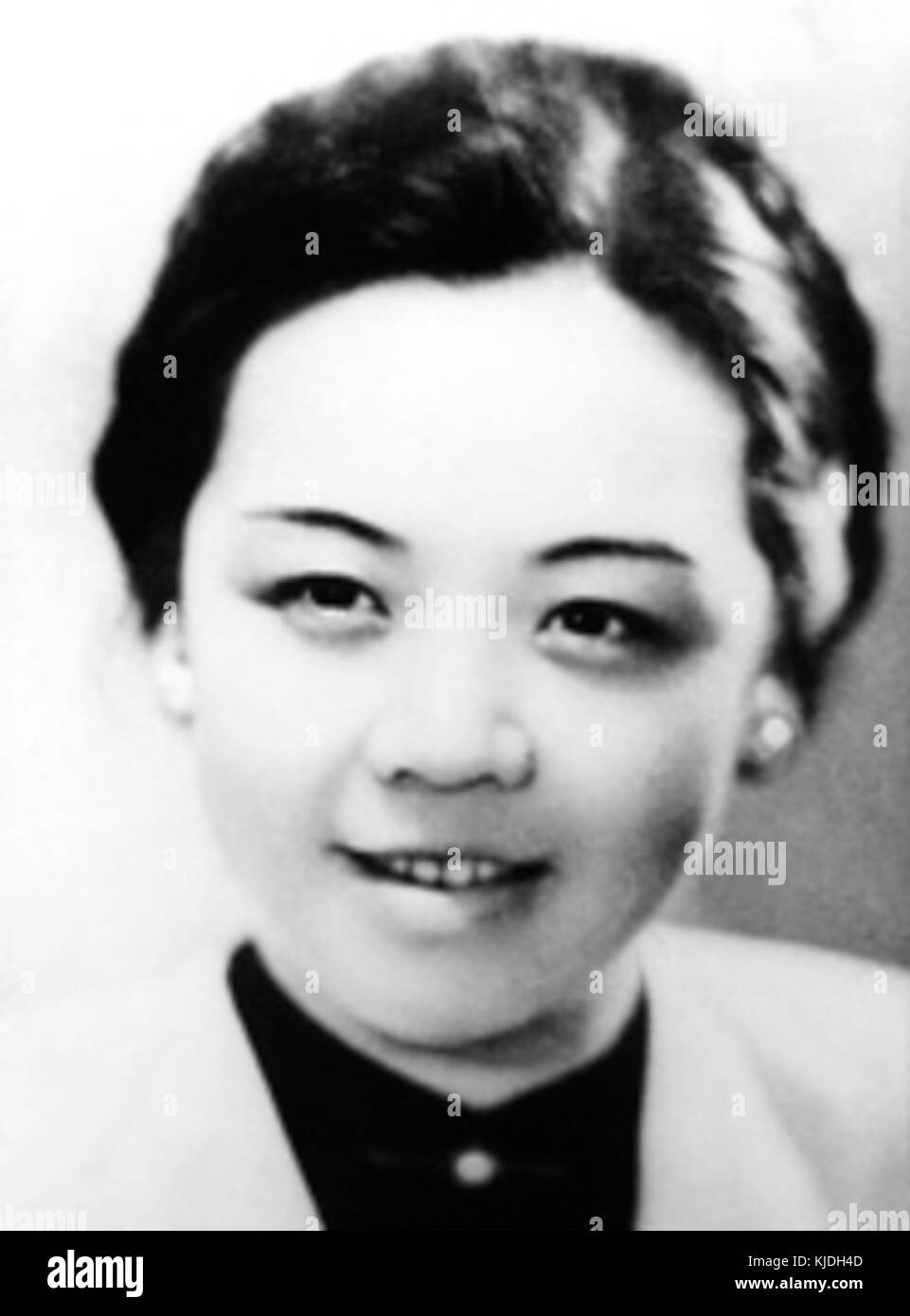 China yin Black and White Stock Photos & Images - Alamy