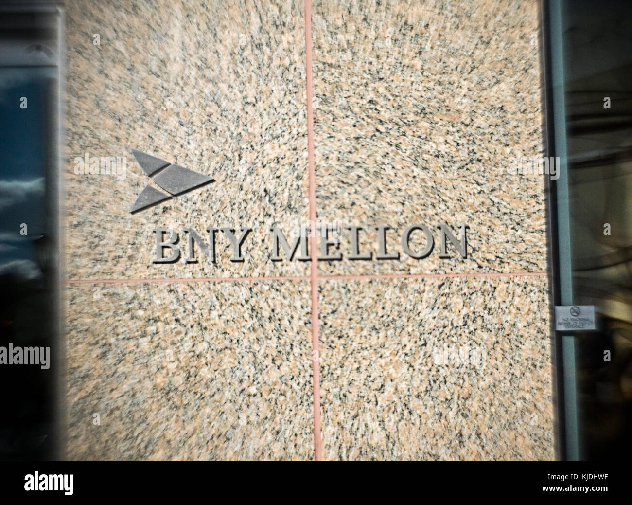 Bny mellon logo hi-res stock photography and images - Alamy