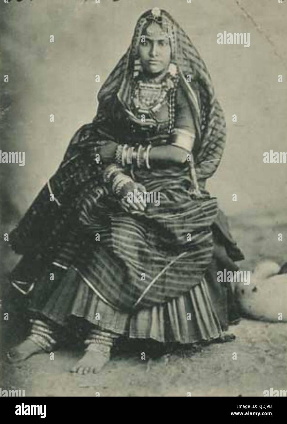 Gagra choli hi-res stock photography and images - Alamy