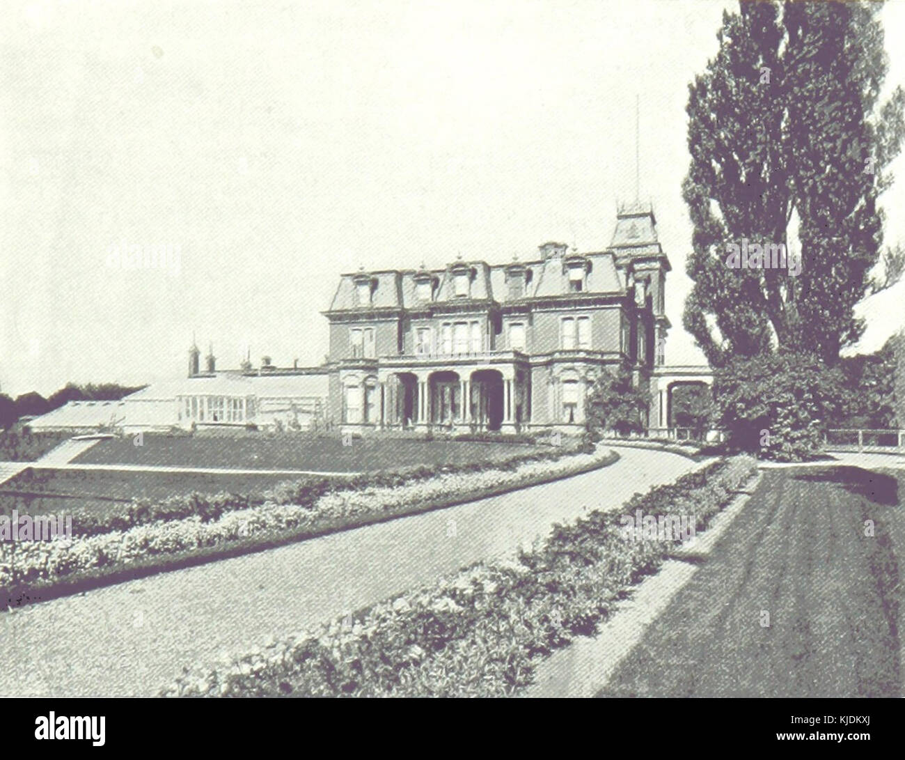 Canada ontario toronto simcoe street hi-res stock photography and ...