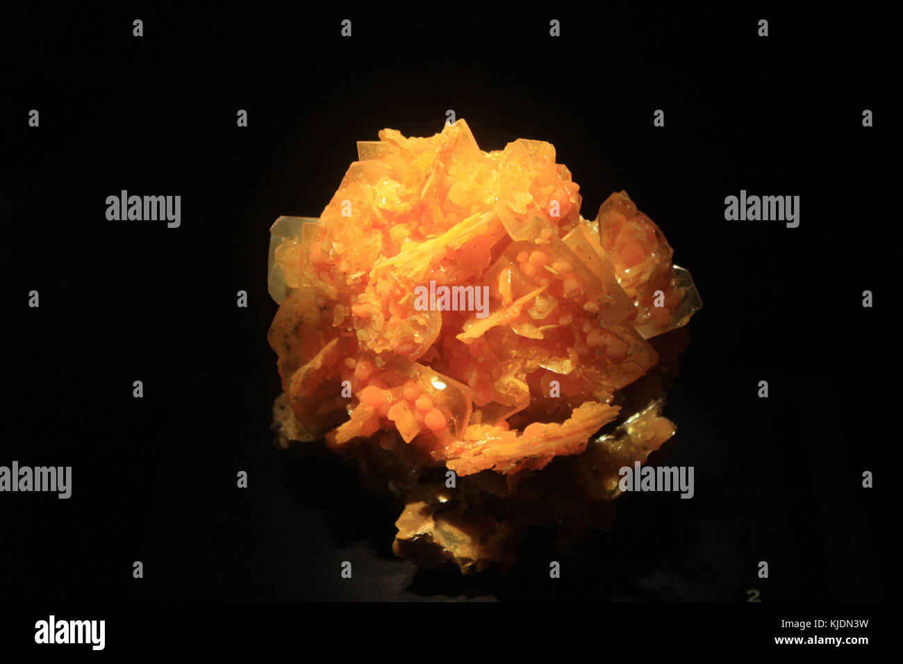 Wulfenite crystal hi-res stock photography and images - Alamy