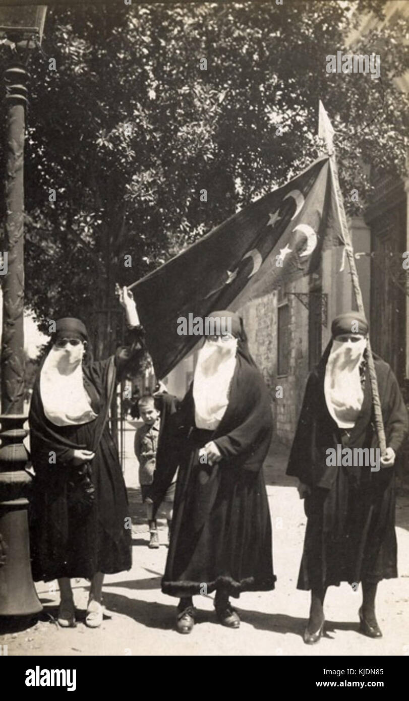 Cairo revolt 1919 hi-res stock photography and images - Alamy