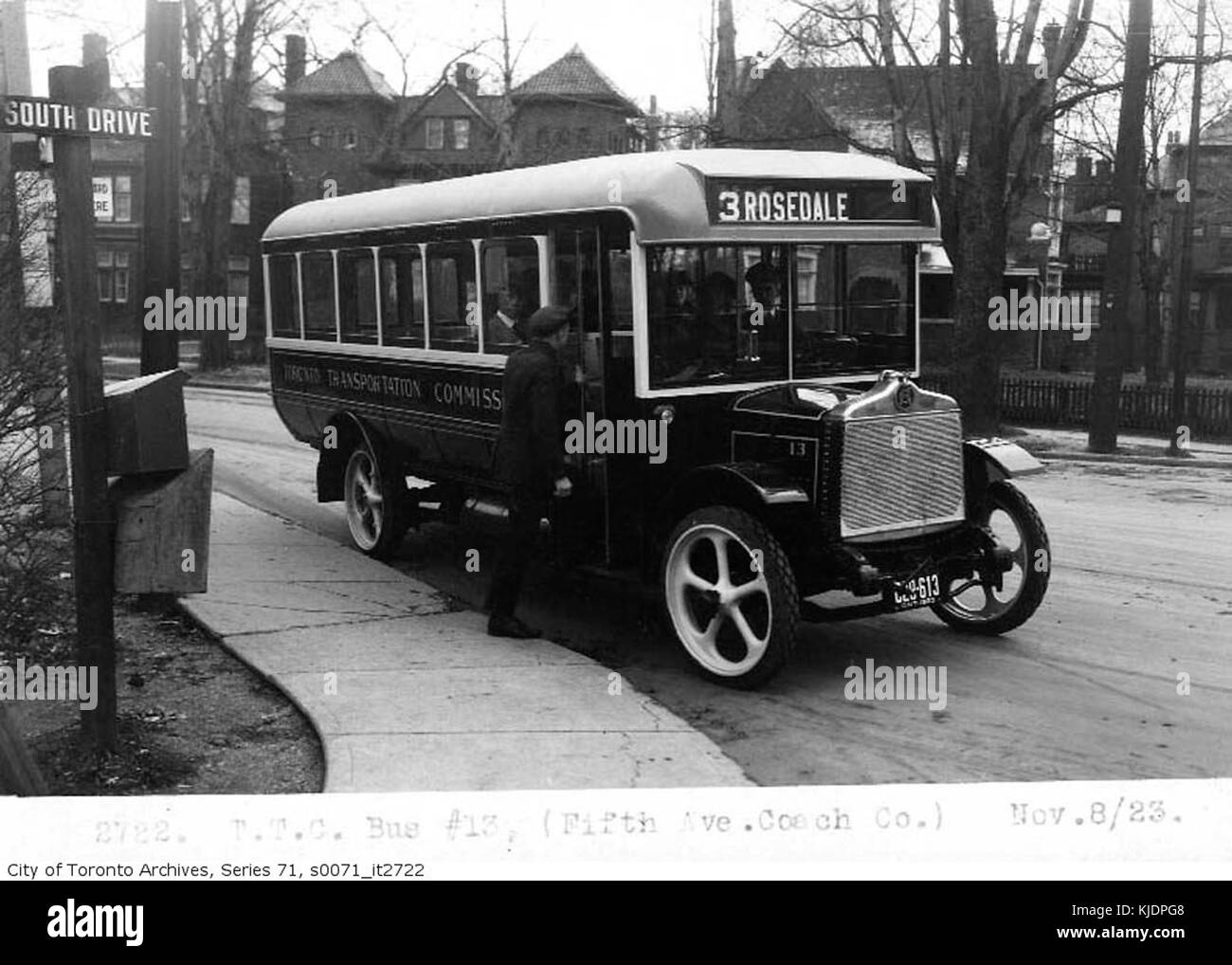 Old TTC Rosedale bus, City of Toronto Archive, series 71, item 2722 ...