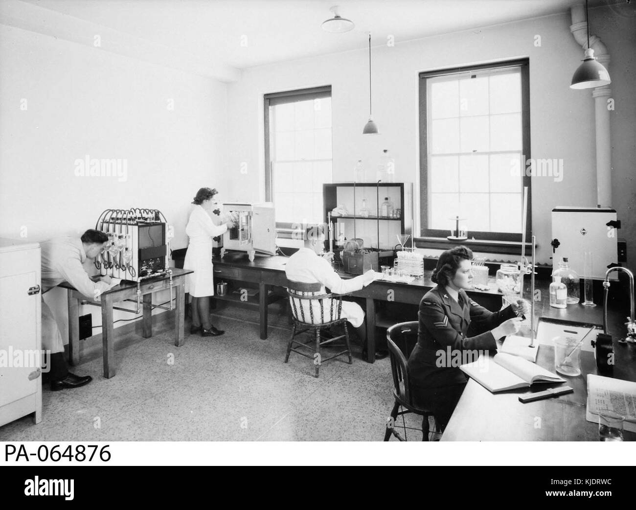 RCAF Guelph Nutritional Lab Interior Stock Photo - Alamy