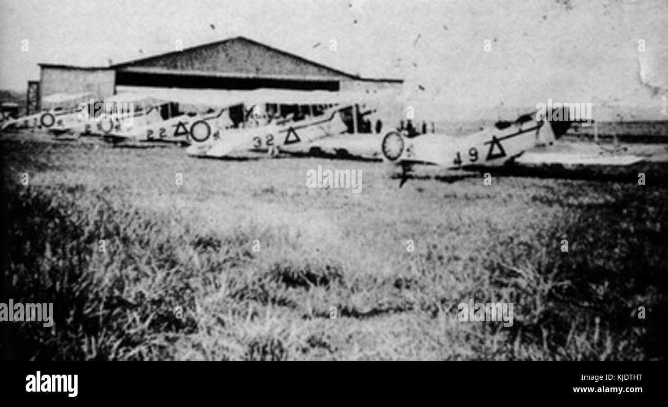 Regional airplane Black and White Stock Photos & Images - Alamy