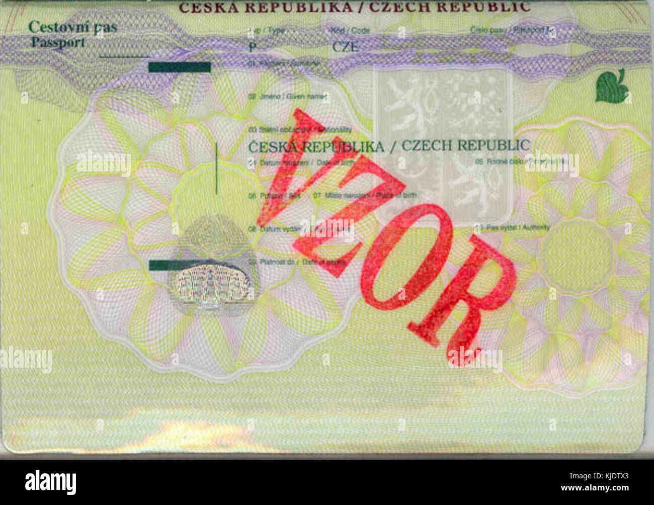 Czech passport 2007 noMRZ data Stock Photo - Alamy