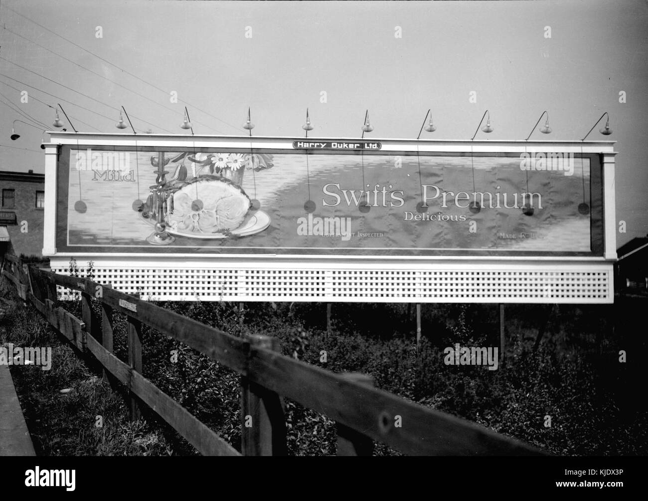 Billboard advertising city Black and White Stock Photos & Images - Alamy