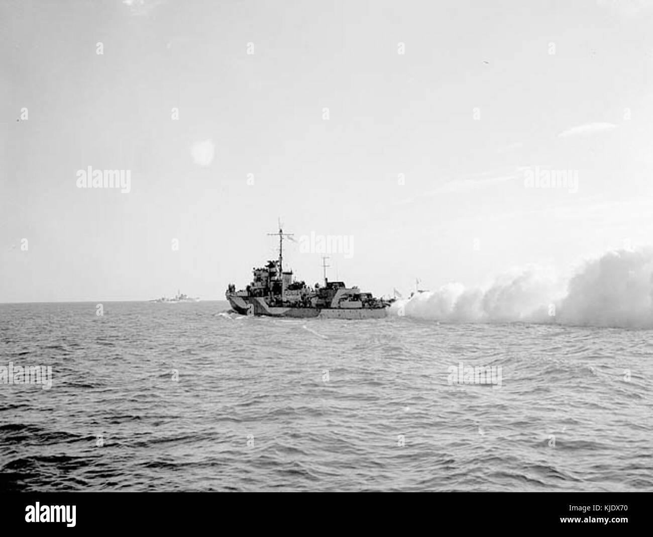 HMS Calpe off Dieppe Aug 1942 LAC 3194309 Stock Photo - Alamy