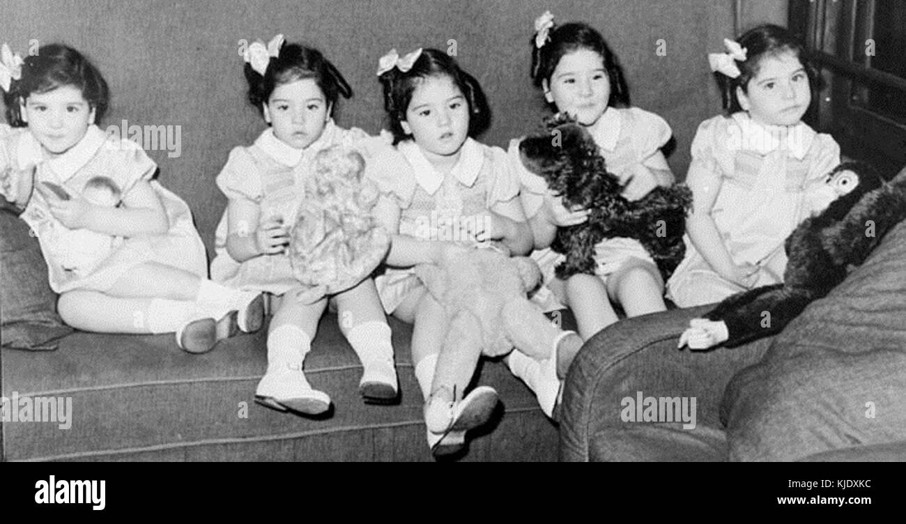 1930s dionne quintuplets hi-res stock photography and images - Alamy
