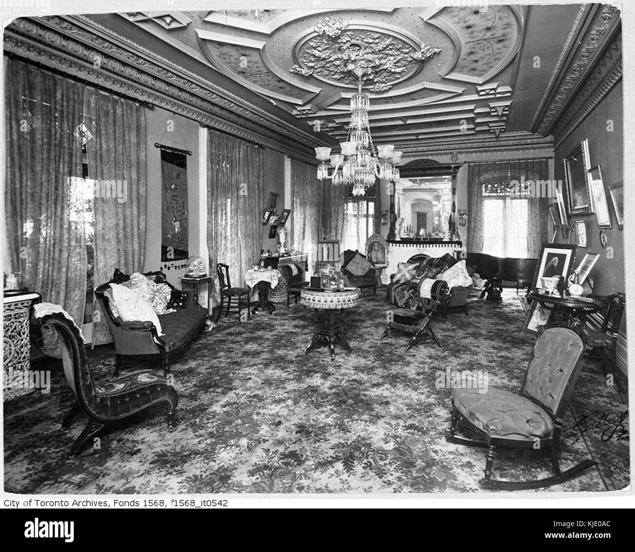 Home of Judge McWatt, Spadina Avenue interior, drawing room Stock Photo ...