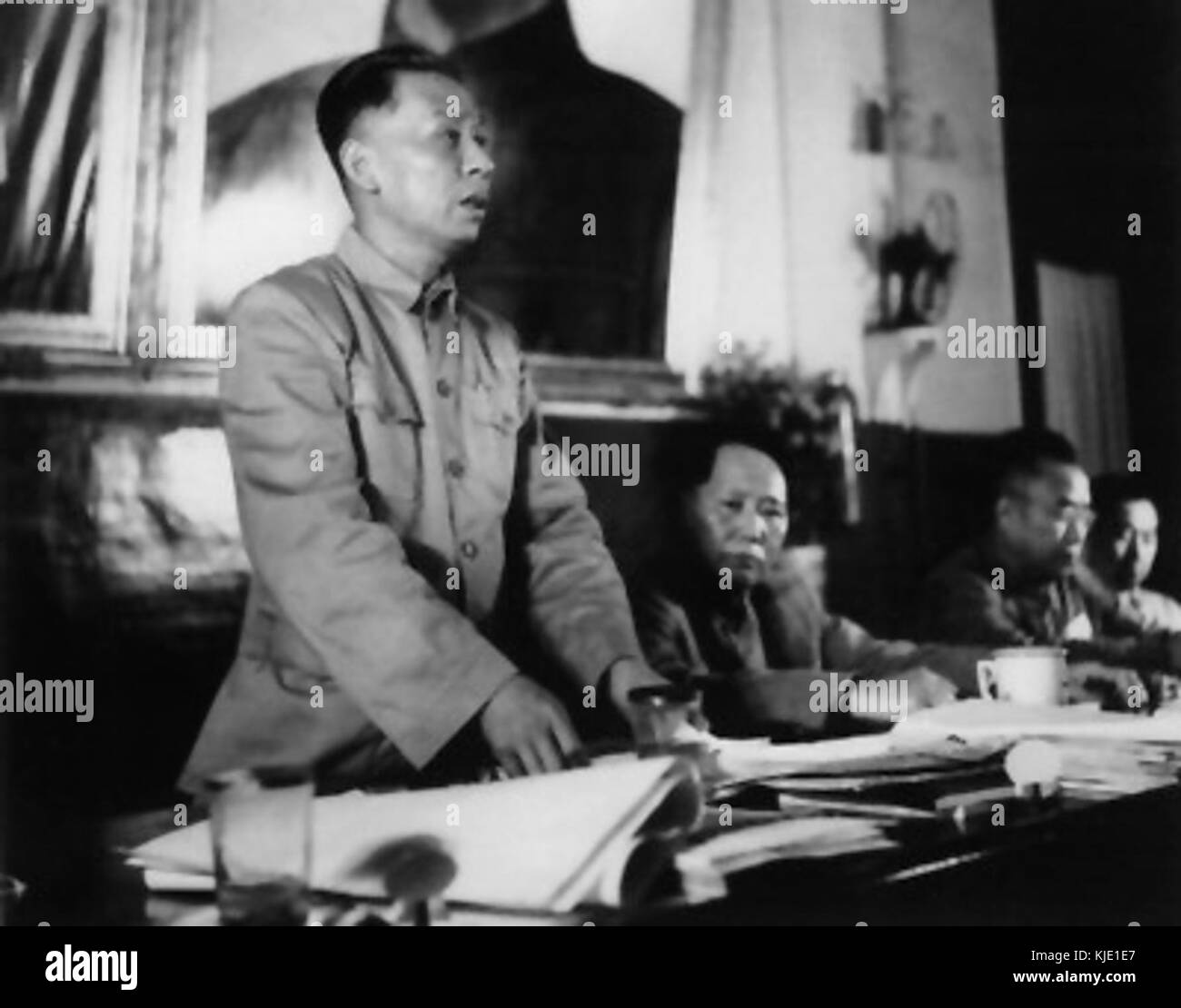 Liu shaoqi hi-res stock photography and images - Alamy