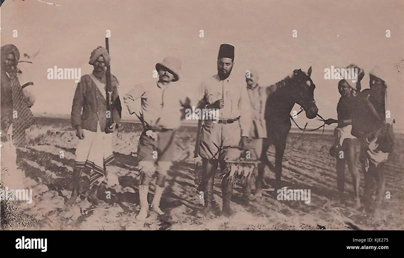 Early 1900s hunting hi-res stock photography and images - Alamy