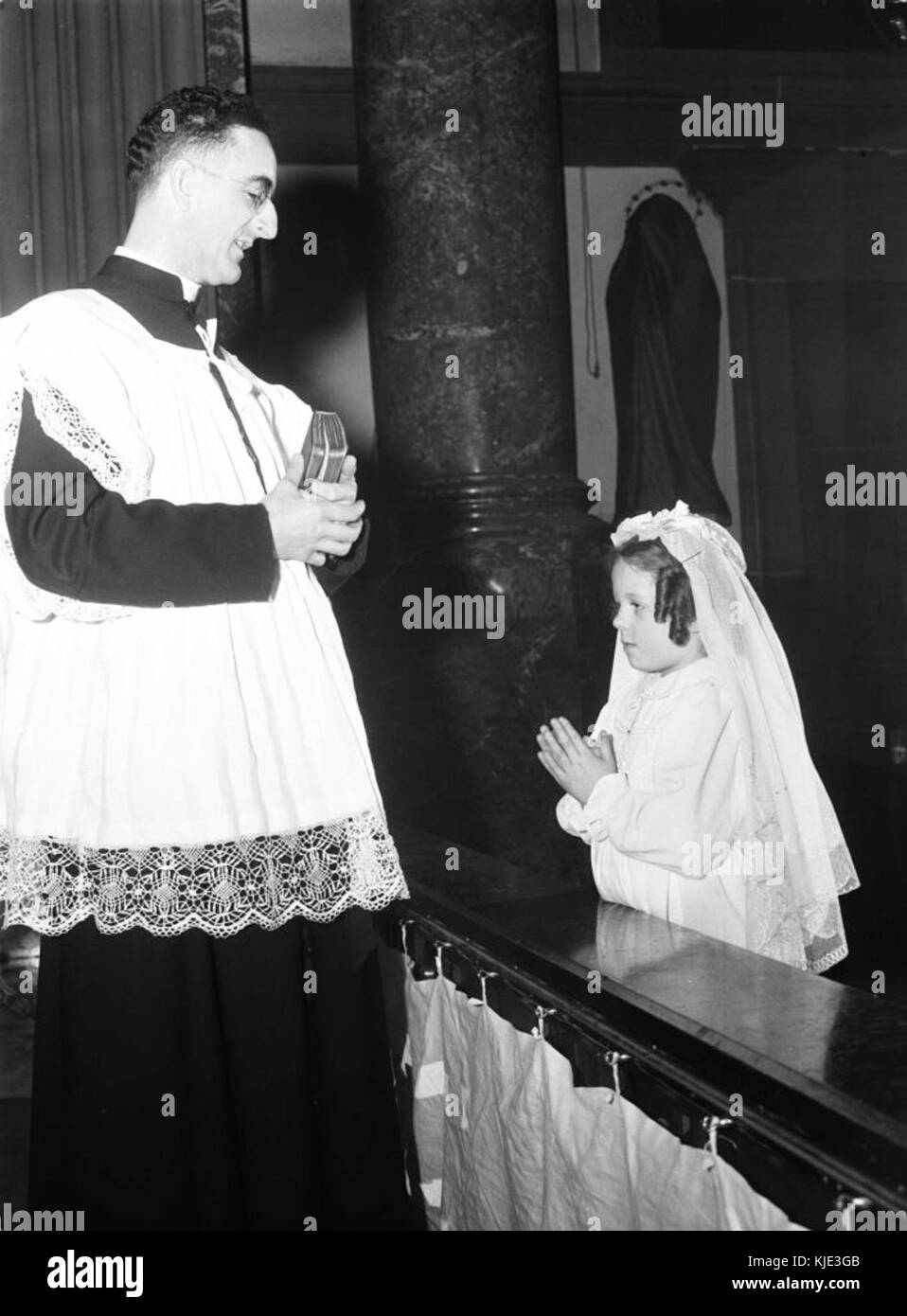 Religious communion Black and White Stock Photos & Images - Alamy