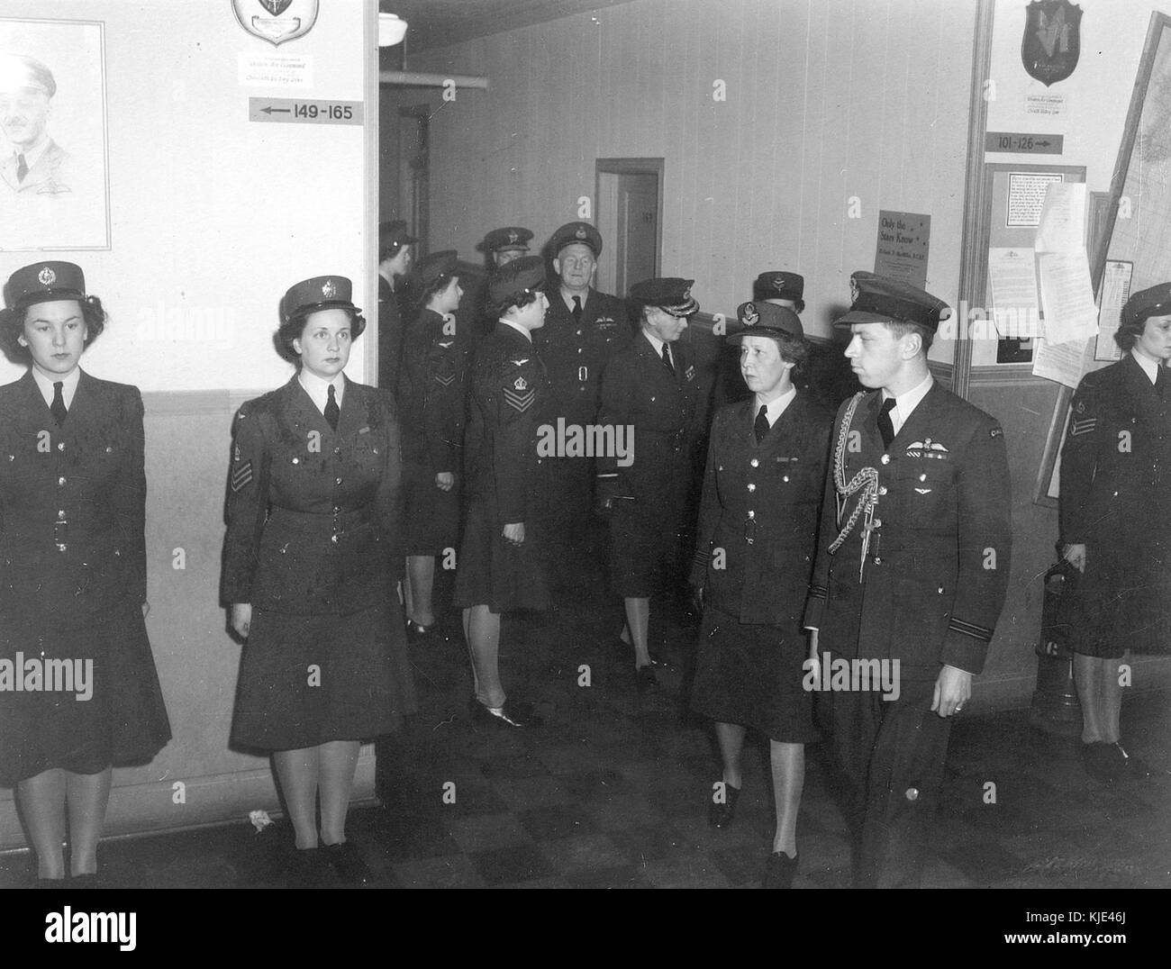 Inspection of members of the Women's Army Corps at Western Air Command ...