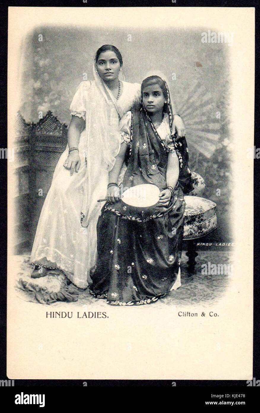 Postcard of 2 Hindu ladies in India in the early 1900s Stock Photo - Alamy