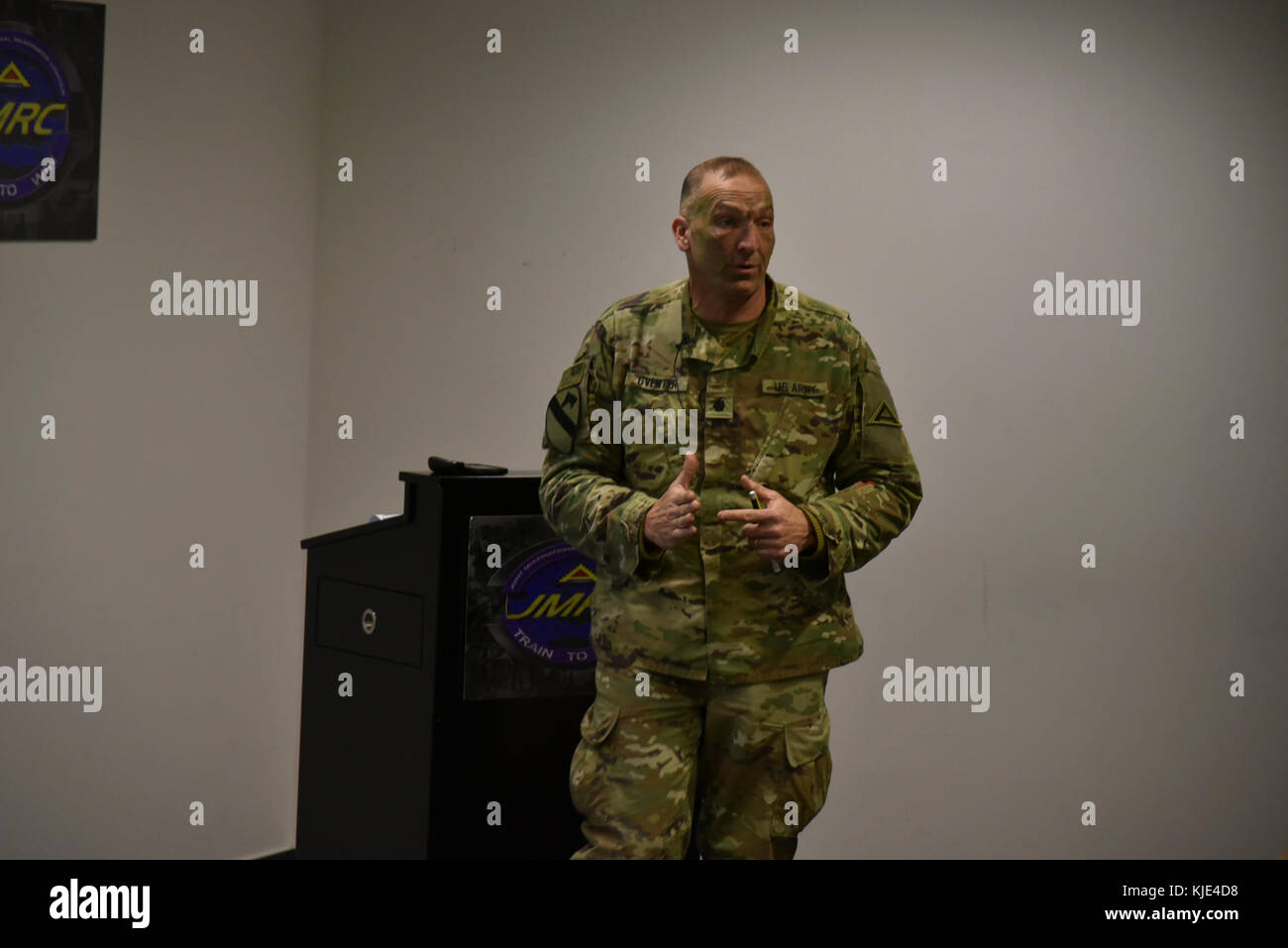 U.S. Army Lt. Col. Steven Gventer with the Grizzly Observer Coach ...