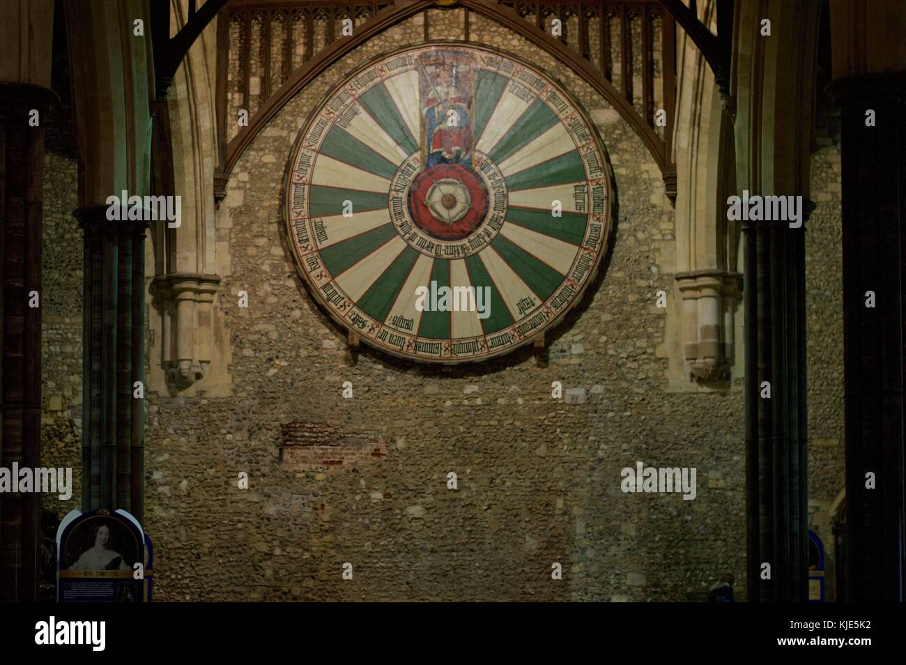 Round Table hanging in Great Hall of Winchester Castle, Winchester, UK ...