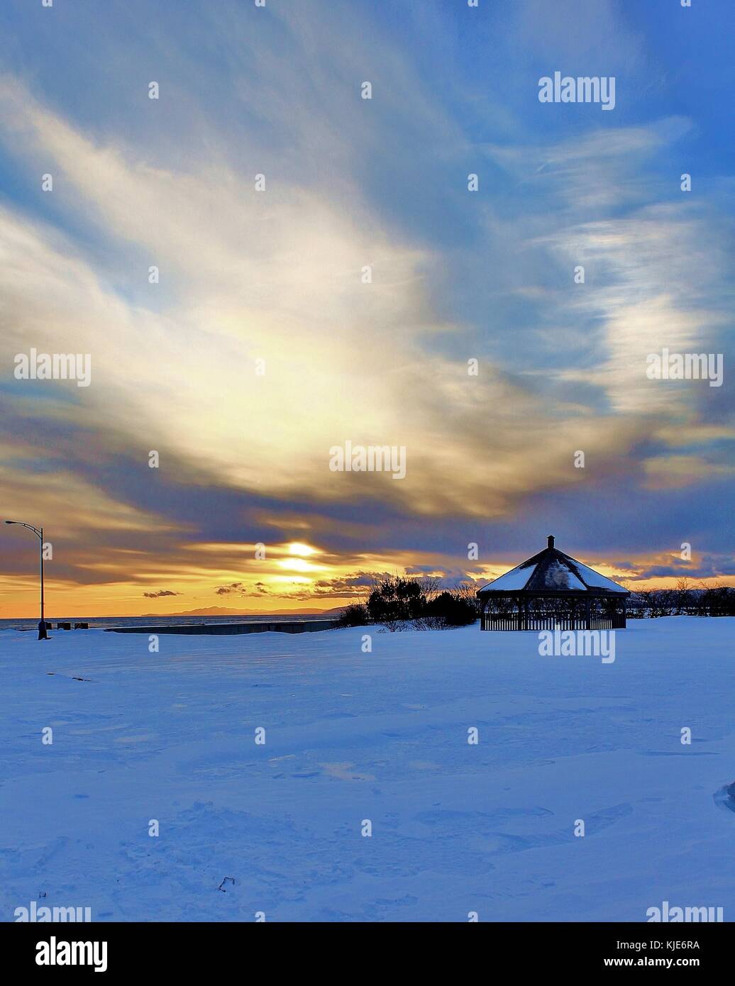 Berges de fleuve hi-res stock photography and images - Alamy