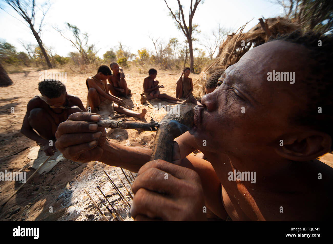 San people bushmen smoking pipe hi-res stock photography and images - Alamy