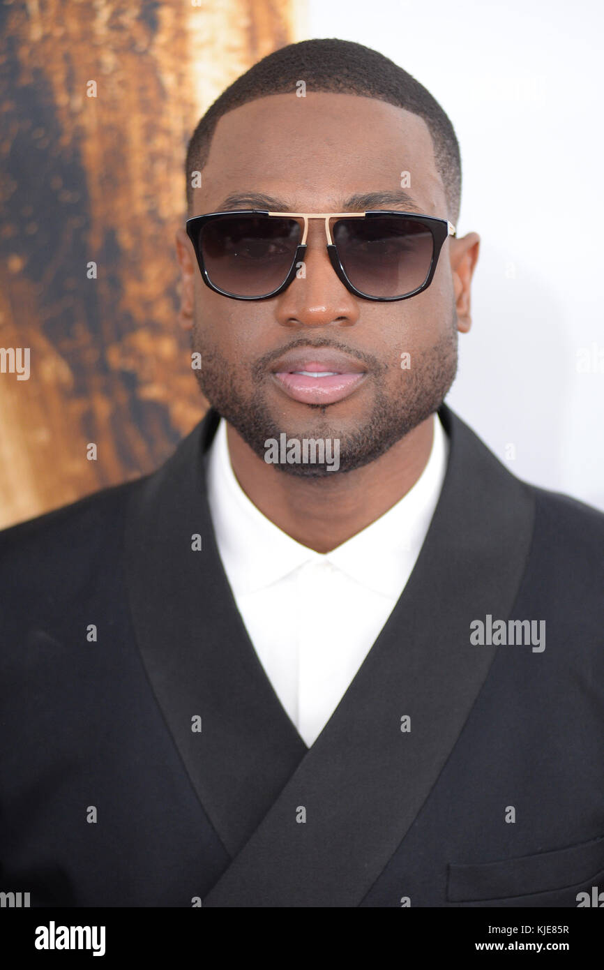 NEW YORK, NY - JUNE 06: Dwyane Wade attends the 2016 CFDA Fashion ...