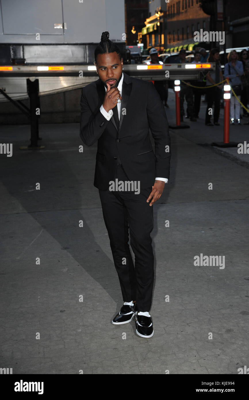 NEW YORK, NY - JUNE 09: Jason Derulo attends the 7th Annual amfAR ...