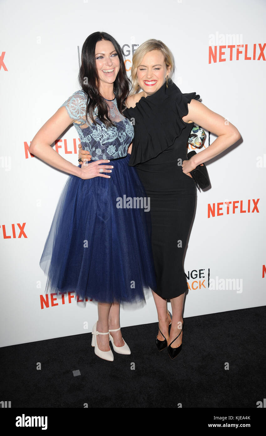 Taylor schilling laura prepon hi-res stock photography and images - Alamy