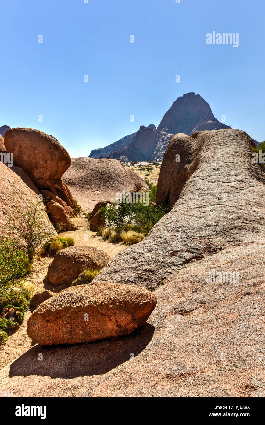 Landscape with massive granite rocks in Spitzkoppe in the Namib desert ...