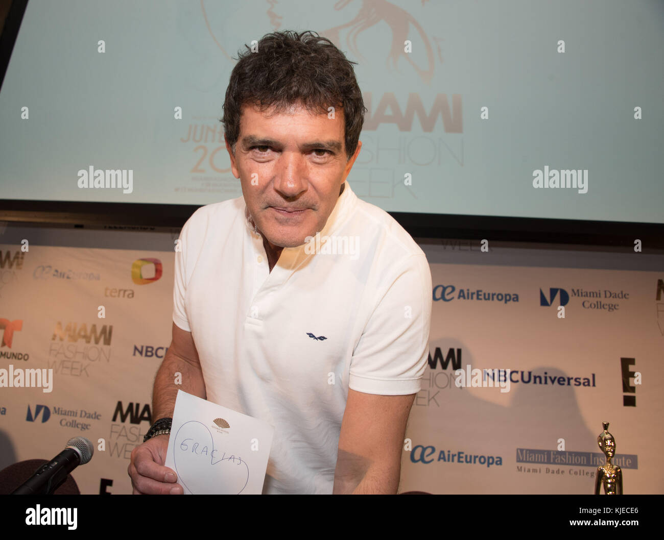 MIAMI, FL - JUNE 01: Actor Antonio Banderas. José Antonio Domínguez ...