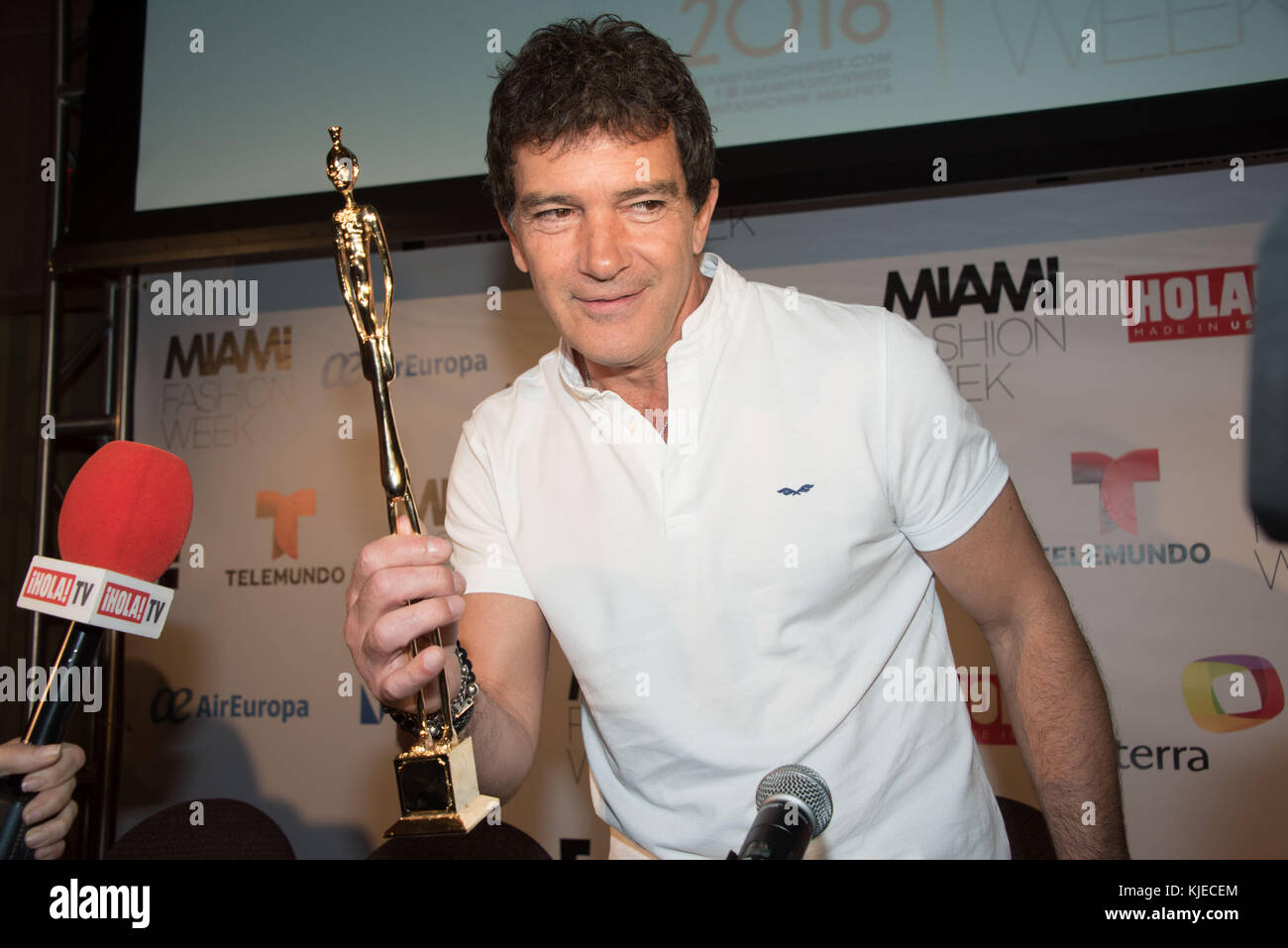 Jose antonio dominguez banderas hi-res stock photography and images - Alamy