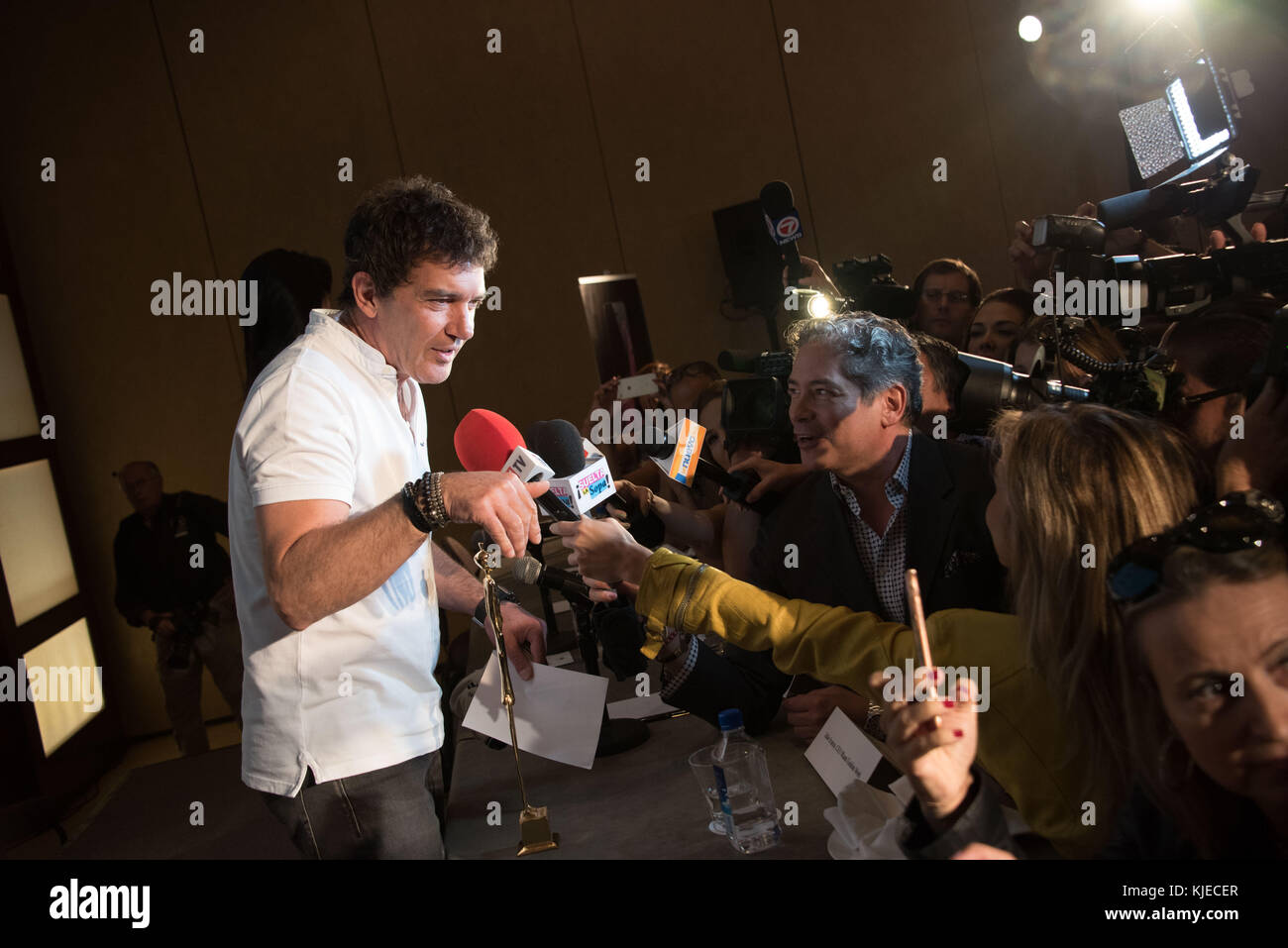 MIAMI, FL - JUNE 01: Actor Antonio Banderas. José Antonio Domínguez ...