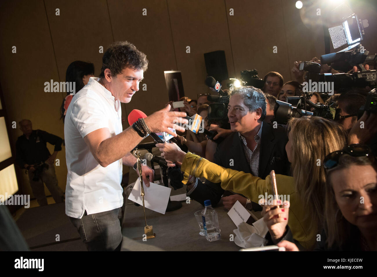 MIAMI, FL - JUNE 01: Actor Antonio Banderas. José Antonio Domínguez ...