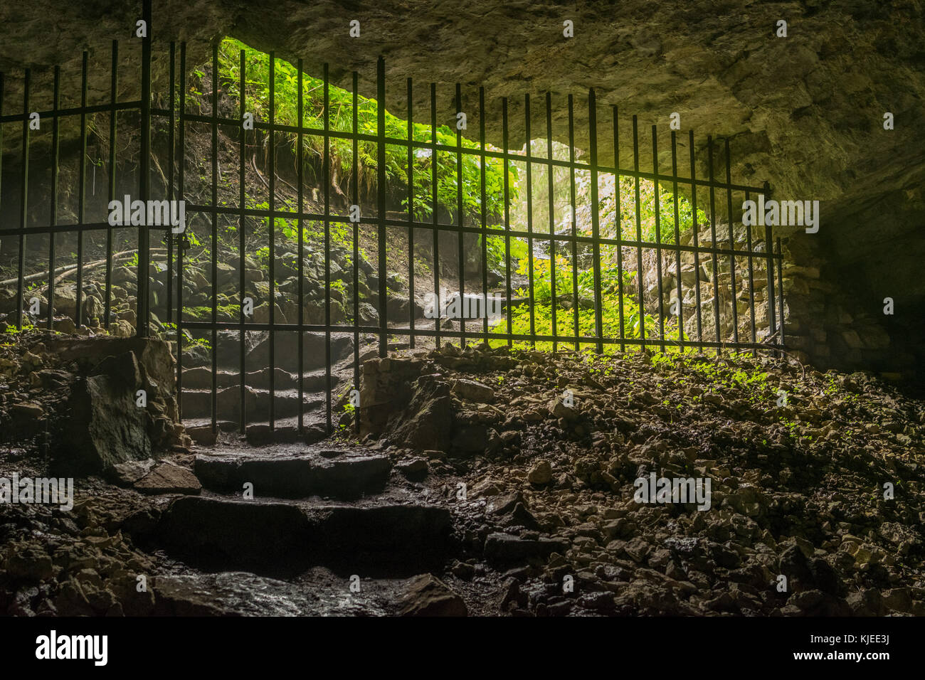 Lobby for entering and exiting cave Stock Photo - Alamy