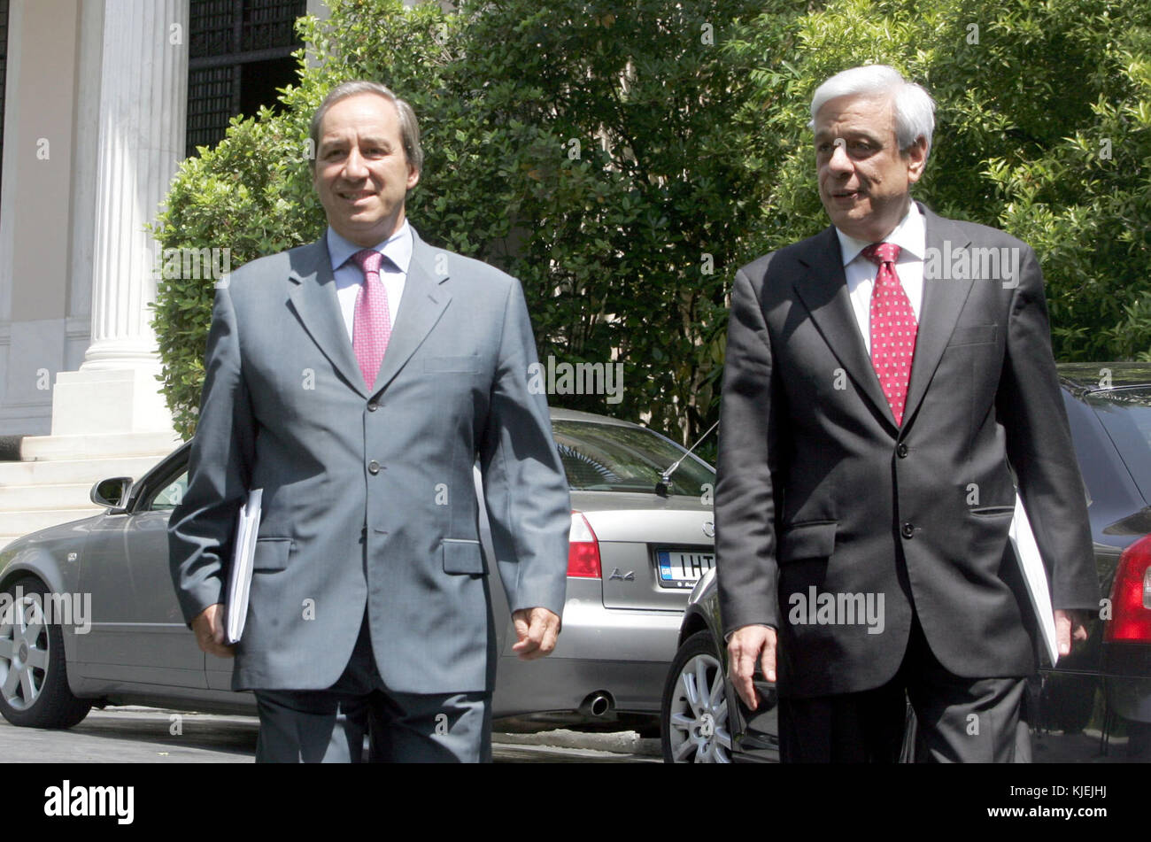 Prokopis Pavlopoulos and George Alogoskoufis 2008 Stock Photo - Alamy