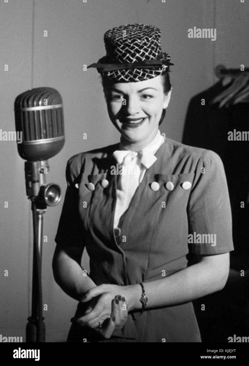 Alys Robi, 1945 Stock Photo - Alamy