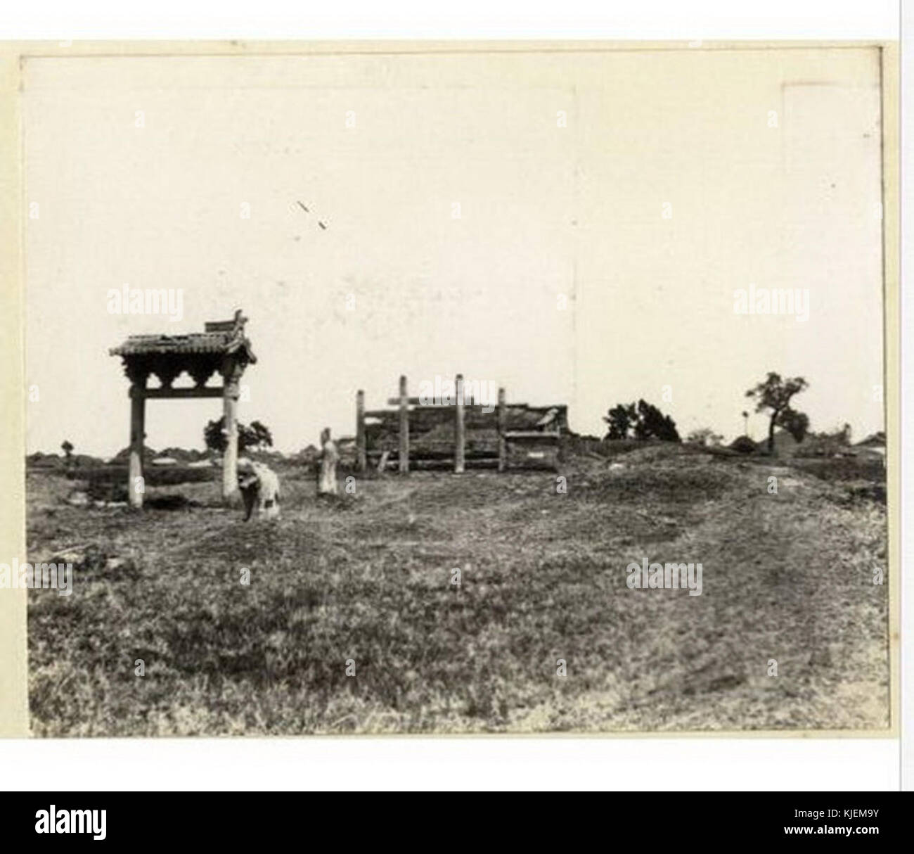 The tomb of Tu Yu 1907 Ningpo Chekiang Stock Photo - Alamy