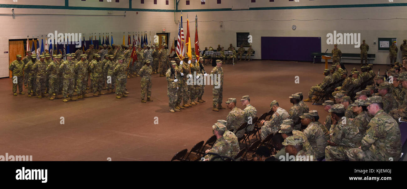 U.S. Army Soldiers assigned to the 53rd Transportation Battalion ...